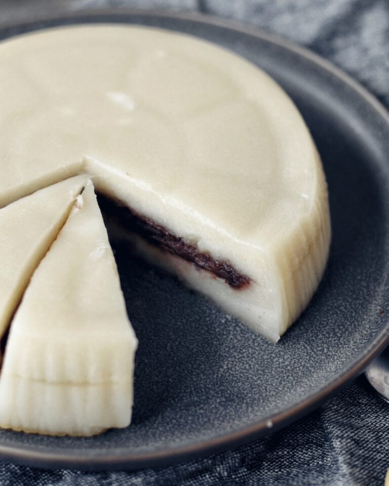 Coconut Nian Gao with Red Bean Paste (Chinese New Year Cake) | The ...