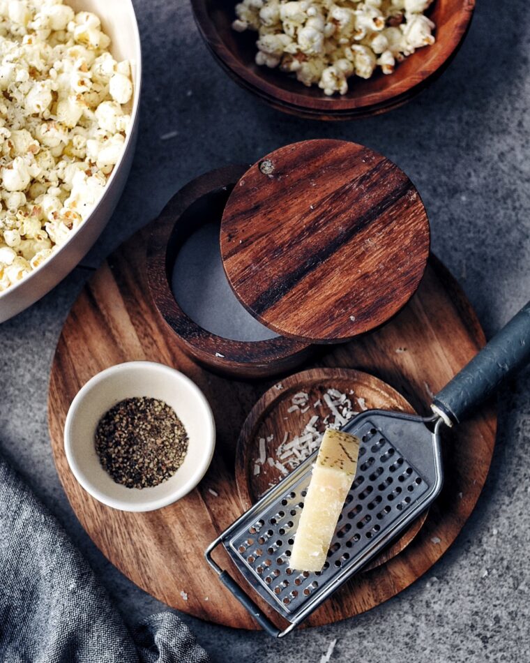 Cacio E Pepe Popcorn (Black Pepper + Parmesan) | The Subversive Table