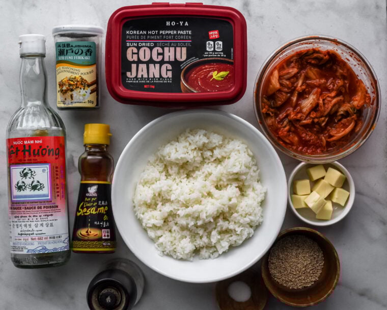 Korean Triangle Rice Balls (Samgak JumeokBap) with Kimchi | The ...